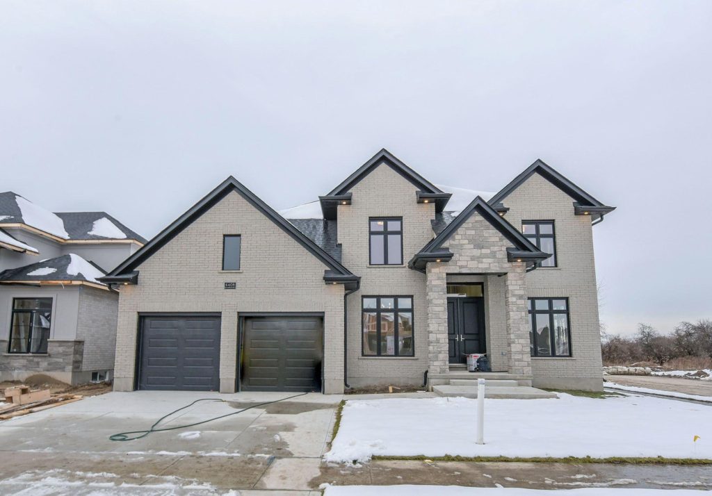 MODEL HOMES - MCR Homes
